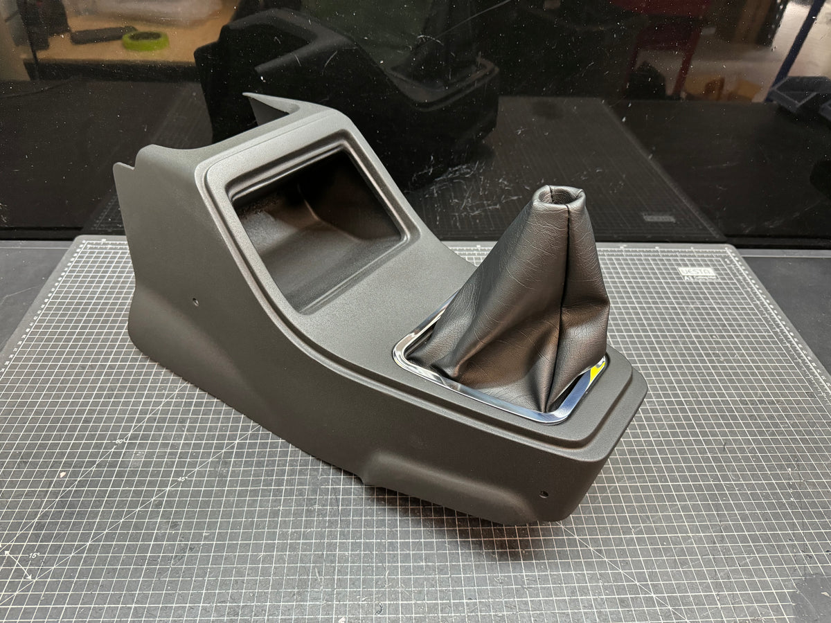 Mazda 1300 Centre Console — Motorsport 3d